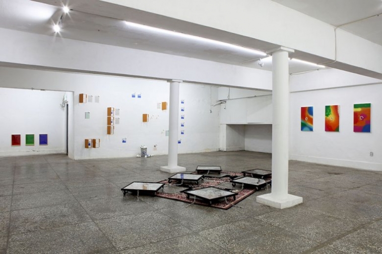 장입규 개인전: 네 행복은 스크린 하나 푸르게 하지 못한다 Ipkyu Jang: Your happiness can't even ...